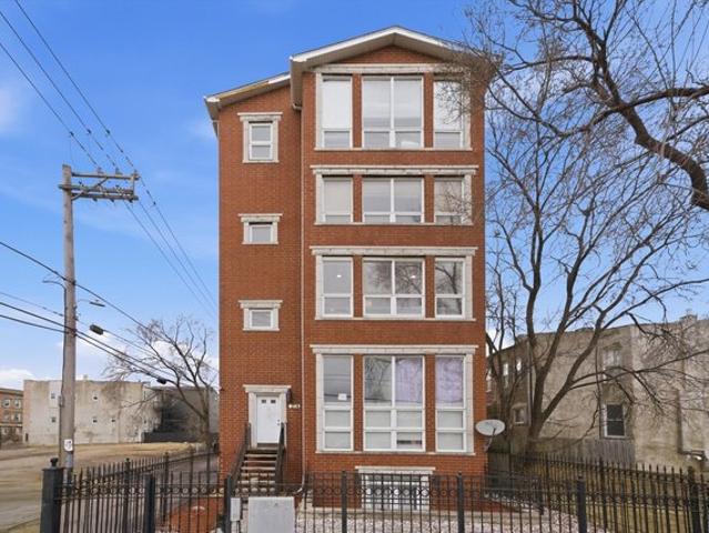 214 E 37th St Apt 2, Chicago, IL 60653