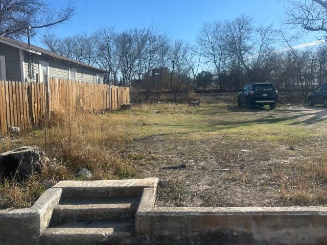 214 E Lachapelle, San Antonio, TX 78204 | MLS #5137