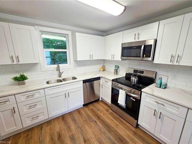 214 Knight St, Suffolk, VA 23434