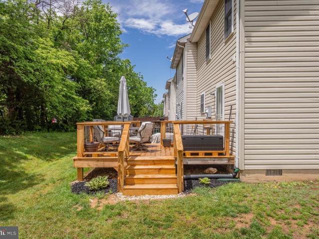 214 Kadies Lane
