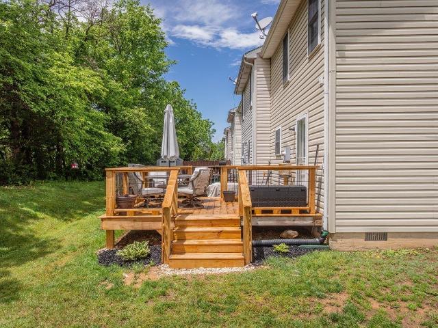 214 kadies ln