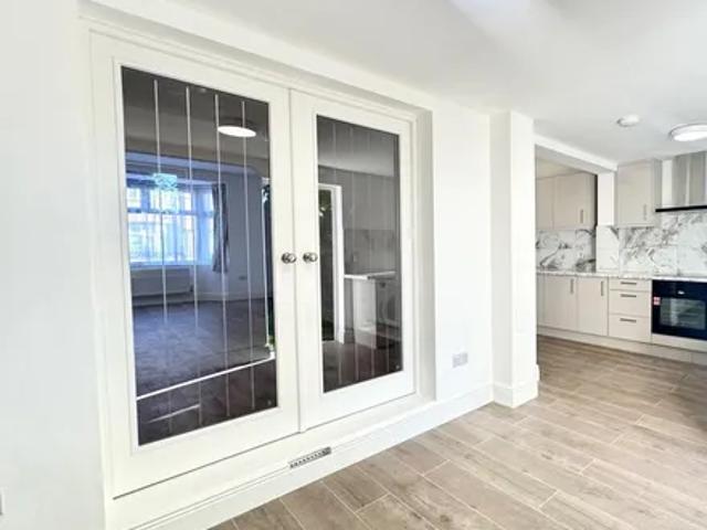 214 Kempton Road, London, E6 2PB, United Kingdom | 3 bed house for rent #166862936 | Rentberry