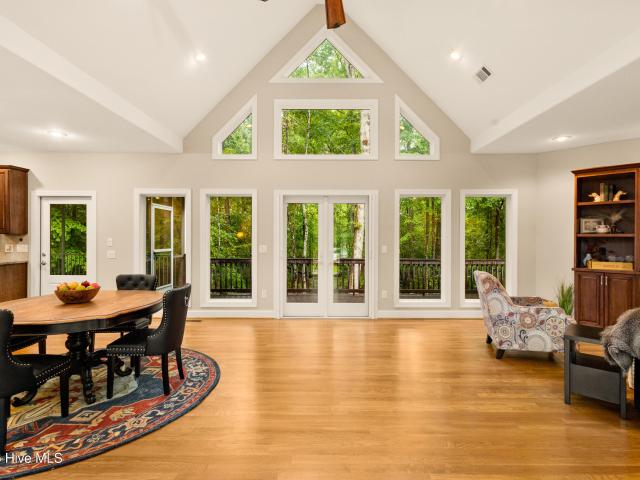 214 Holly Lane