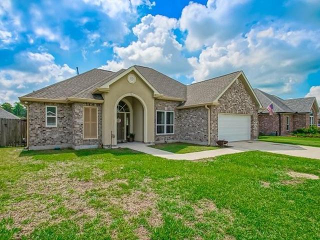214 Hawthorn Dr, Luling, LA 70070