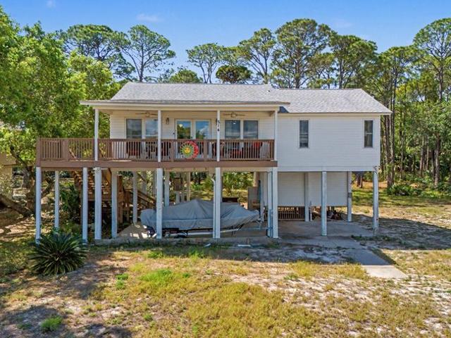 214 Harbor Cir, Alligator Point, FL 32346