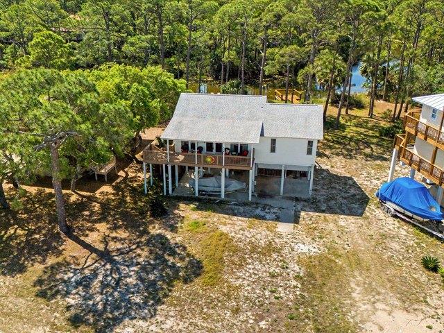 214 Harbor Cir, Alligator Point, FL 32346