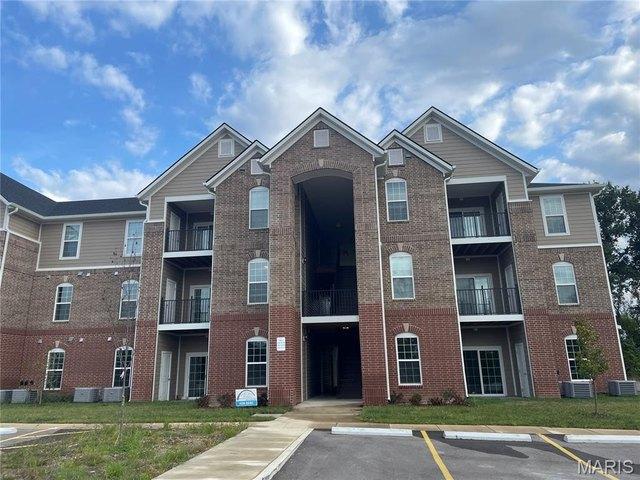 214 Harmony Meadows Ct Unit 214, Dardenne Prairie, MO 63368