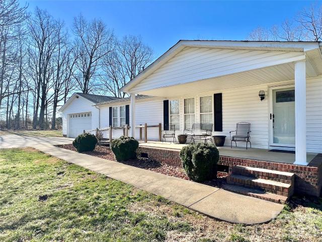 214 Heritage Circle