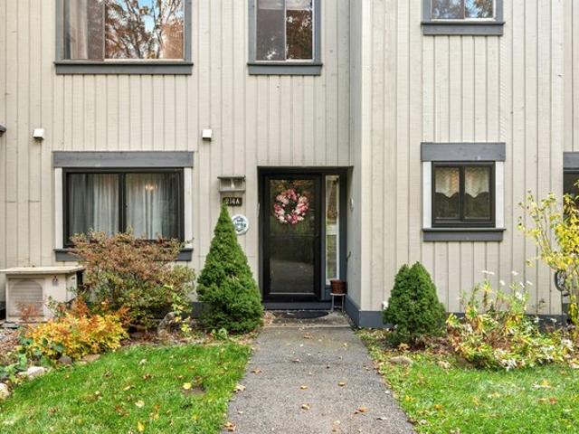 214 Heritage Vlg Unit A, Southbury, CT 06488