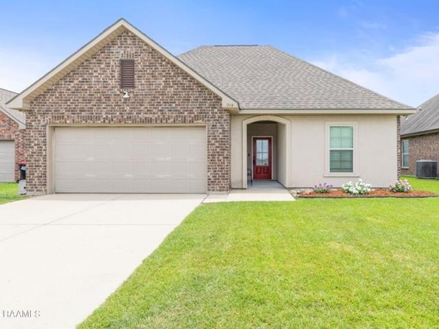 214 Hunters Hill Dr, Duson, LA 70529
