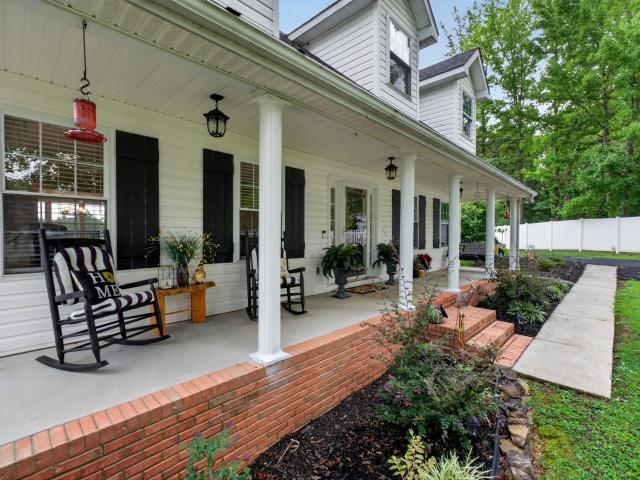 214 Lake Villa Cir