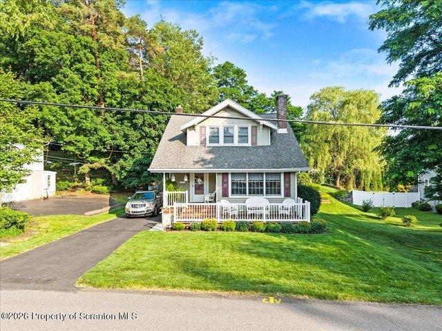 214 Lansdowne Ave, Clarks Summit, PA 18411