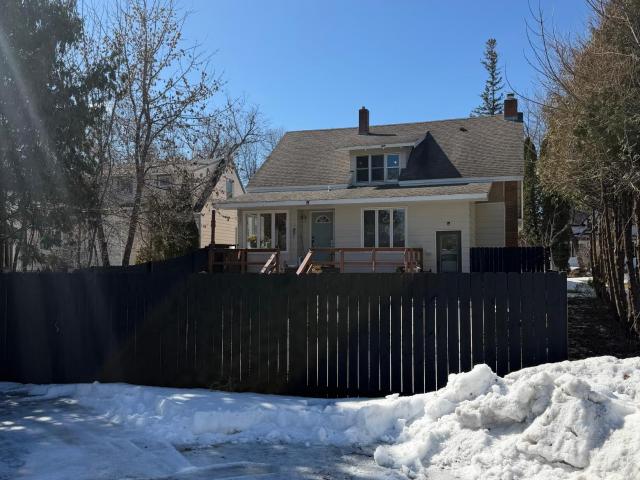 214 Main Avenue S