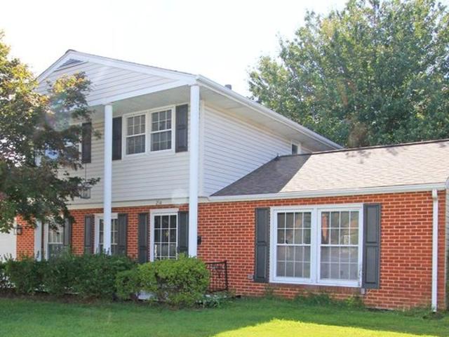214 McCallmont Rd, New Castle, DE 19720