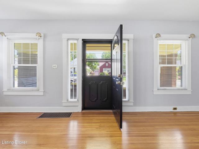 214 McCready Ave