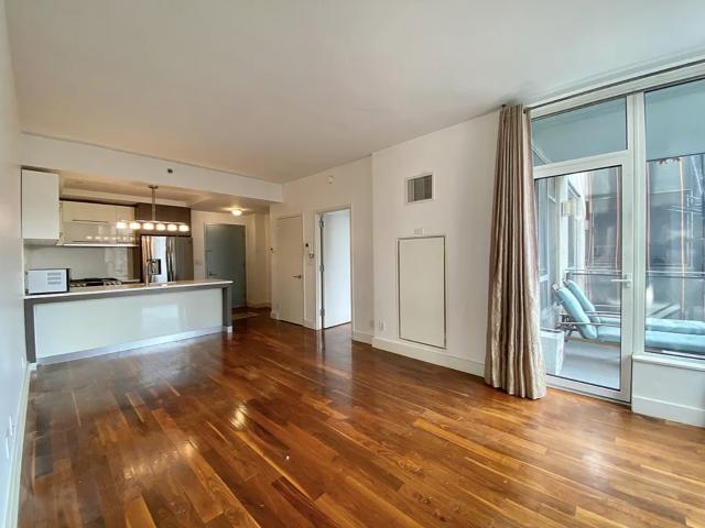 214 N 11th Street 5U