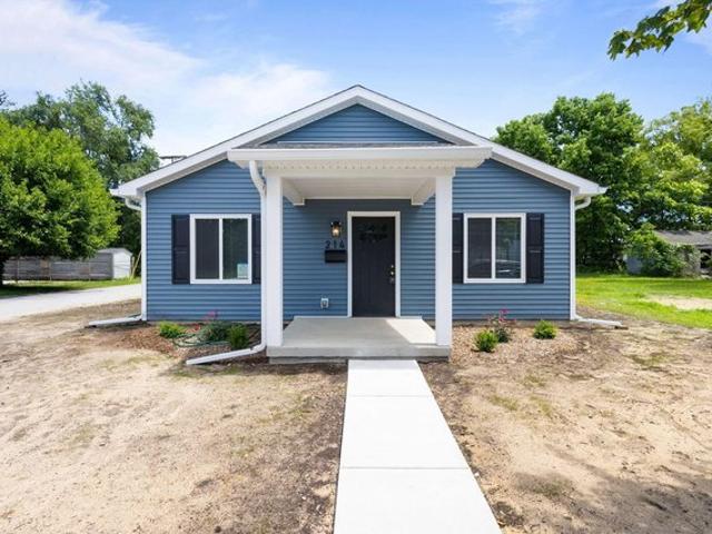 214 N Brookfield St, South Bend, IN 46628