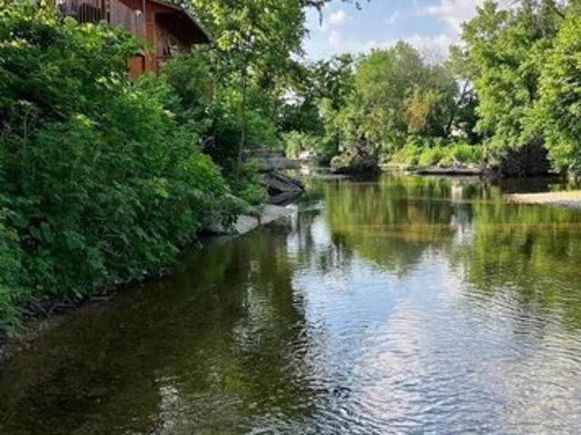 214 N Cliffside Dr, Noel, MO 64854