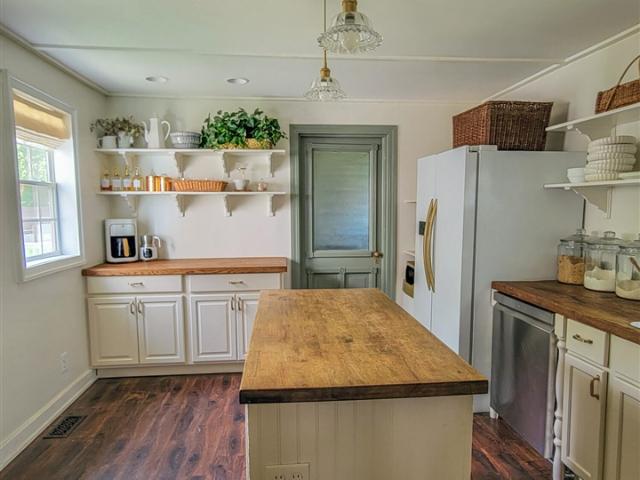 214 N Fourth Street