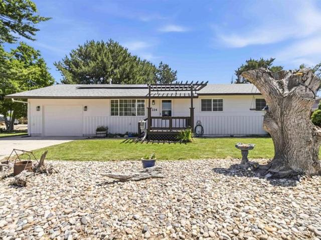 214 N Georgia Ave, Caldwell, ID 83605