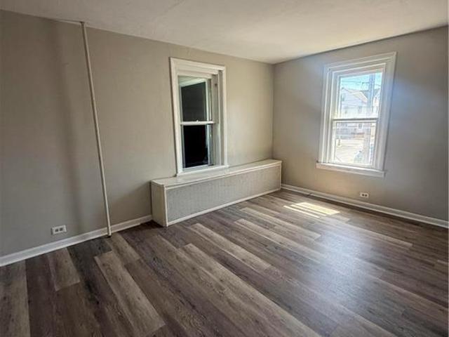 214 N Oak Street 2