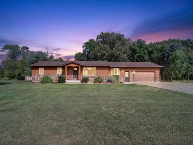 214 N Reed St, Ashley, MI 48806