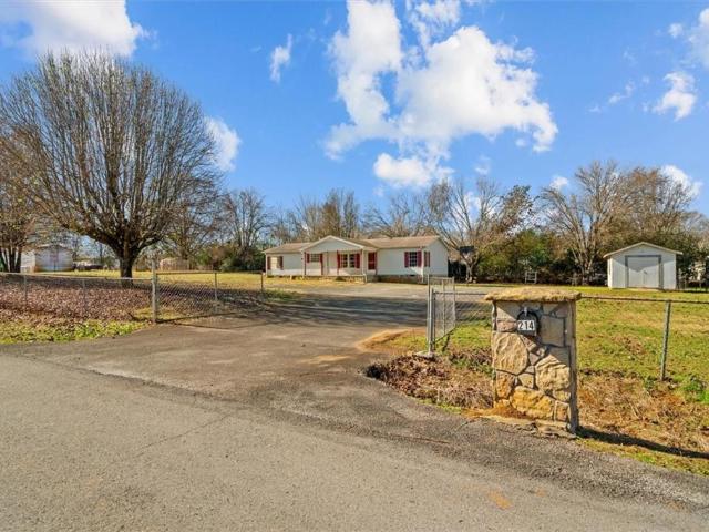 214 Nassau Cir, Chatsworth, GA 30705 | MLS #7686 | Compass