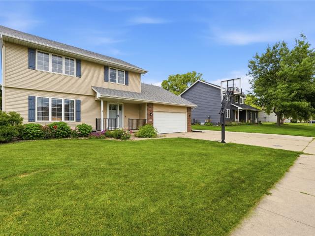 214 NW Ridgeline Drive