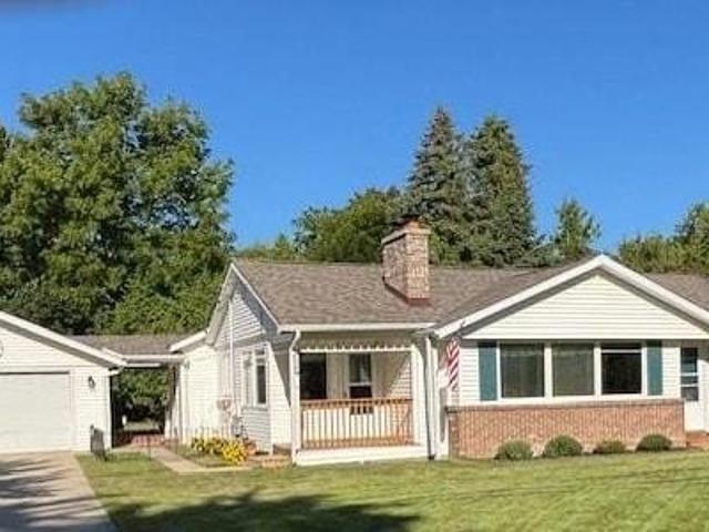 214 S 5th Ave, Tawas City, MI 48763