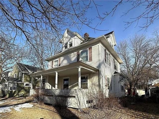 214 S 5th St, Montevideo, MN 56265