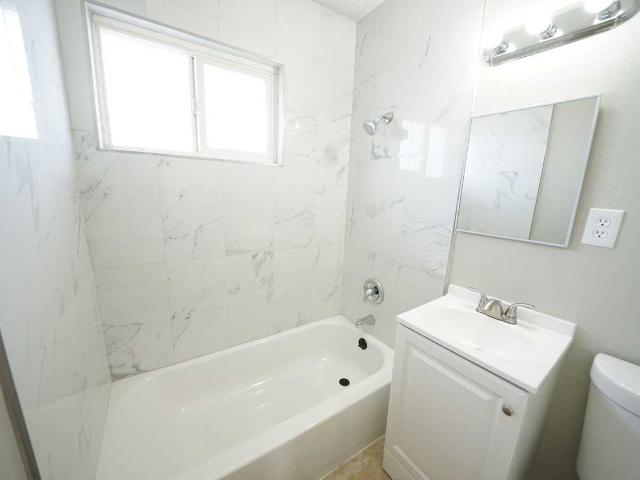 214 S. 14th St 1 Bedroom Apartment for Rent at 214 S 14th St, Las Vegas, NV 89101 Downtown Las Vegas