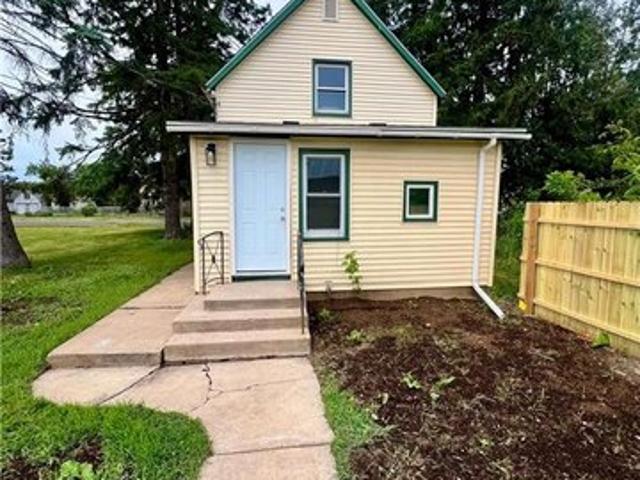 214 S 2nd St, Keewatin, MN 55753