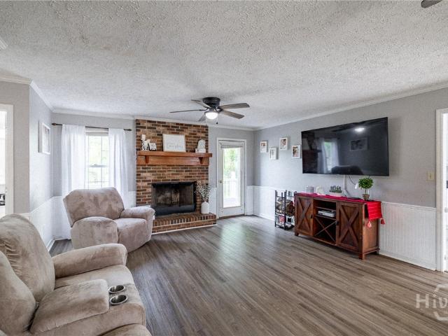 214 Seven Oaks Drive