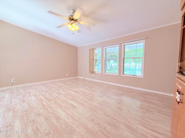 214 Sea Horse Drive