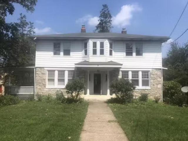 214 Seminary Avenue 214 W Seminary Ave