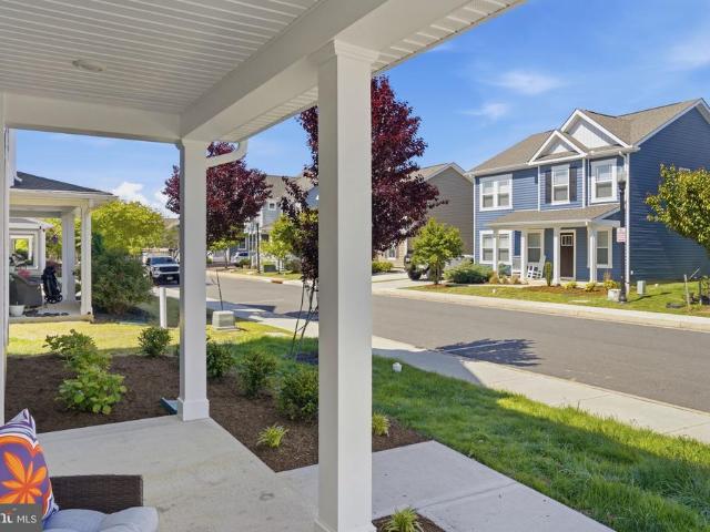 214 Silver Heel Road