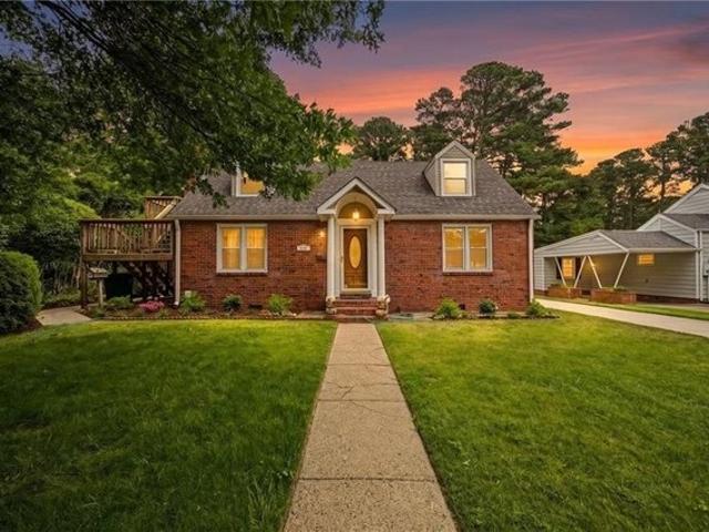 214 Sir Oliver Rd, Norfolk, VA 23505