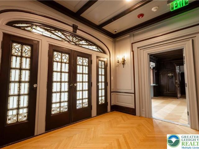 214 Spring Garden Street 2B