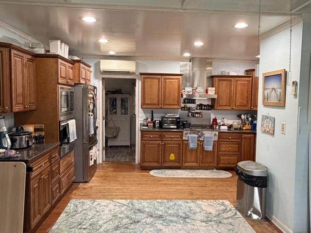 214 SW Lawrence