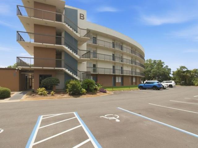 214 SW Miracle Strip Pkwy Unit 406B, Fort Walton Beach, FL 32548