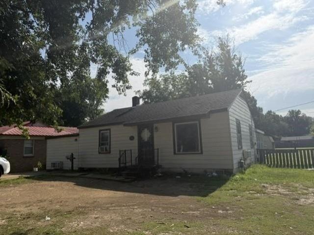 214 Sycamore Rd, Collierville, TN 38017