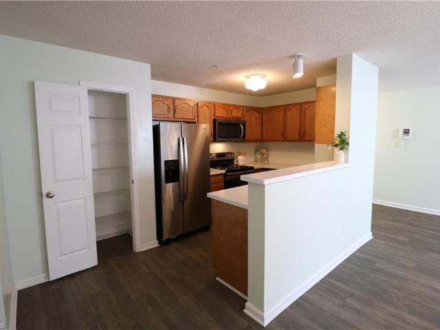 214 Quietwood Dr, Winston Salem, NC 27103 | MLS #1210 | Compass