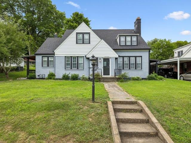 214 River St, Hartsville, TN 37074