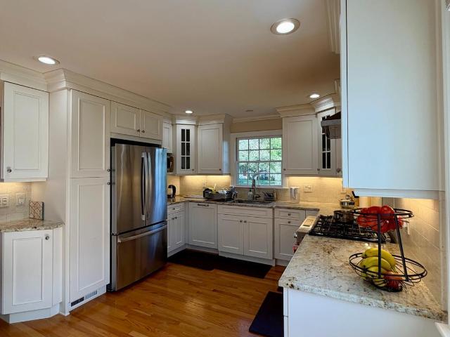 214 Rivercrest Drive