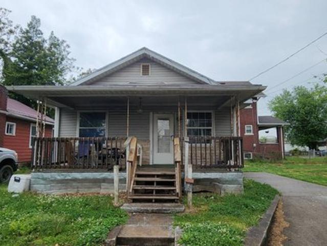 214 Russell St, Charleston, WV 25302