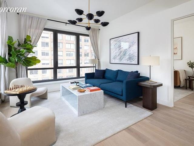 214 W 72nd St Apt 7, New York City, NY 10023