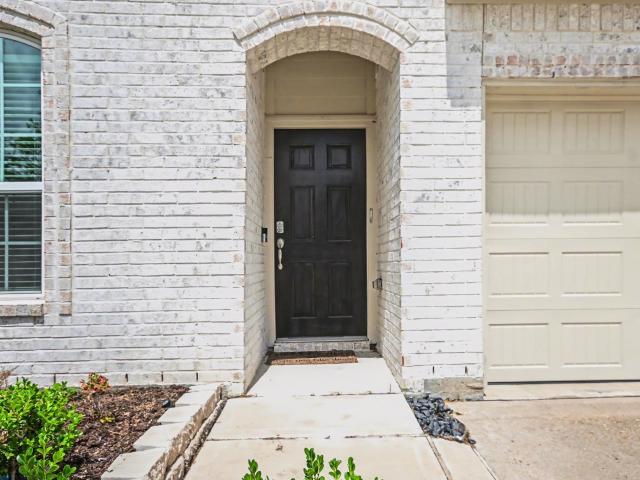 214 Water Grass Trl, Clute, TX 77531 | MLS #77415