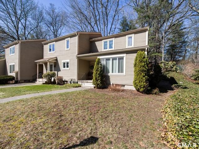 214 Waters Edge Dr Unit 214, Southington, CT 06489