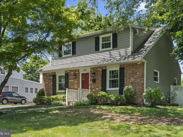214 Westbury Drive