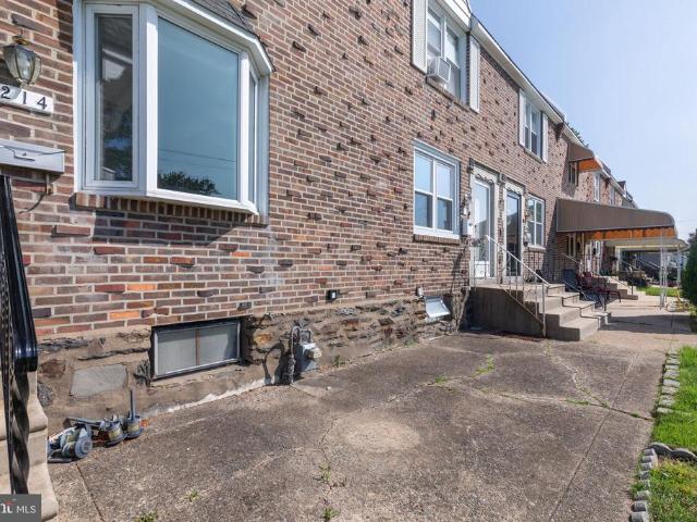 214 Westbridge Road